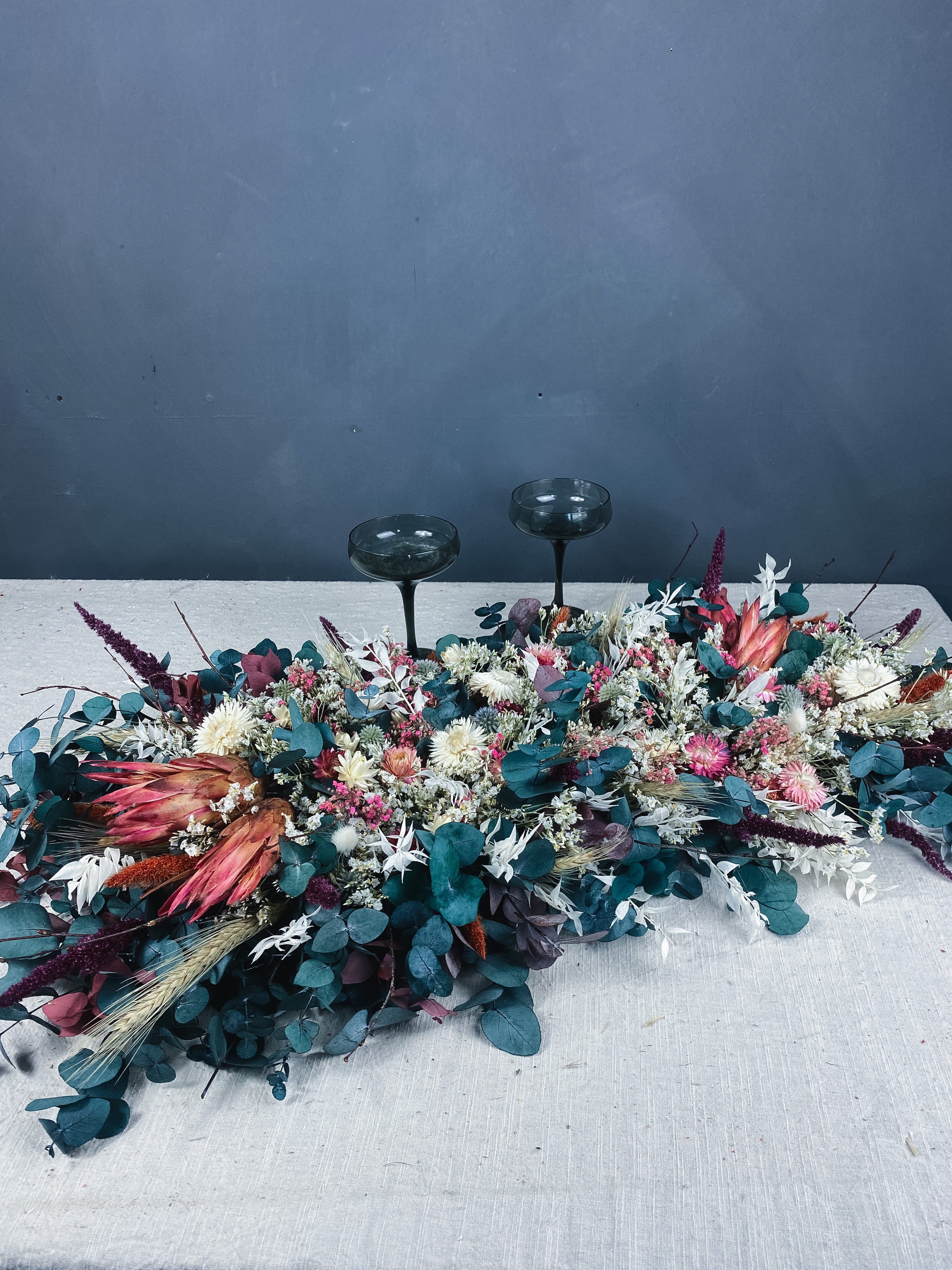 Willa dried flower garland – DRIED Flowers UK