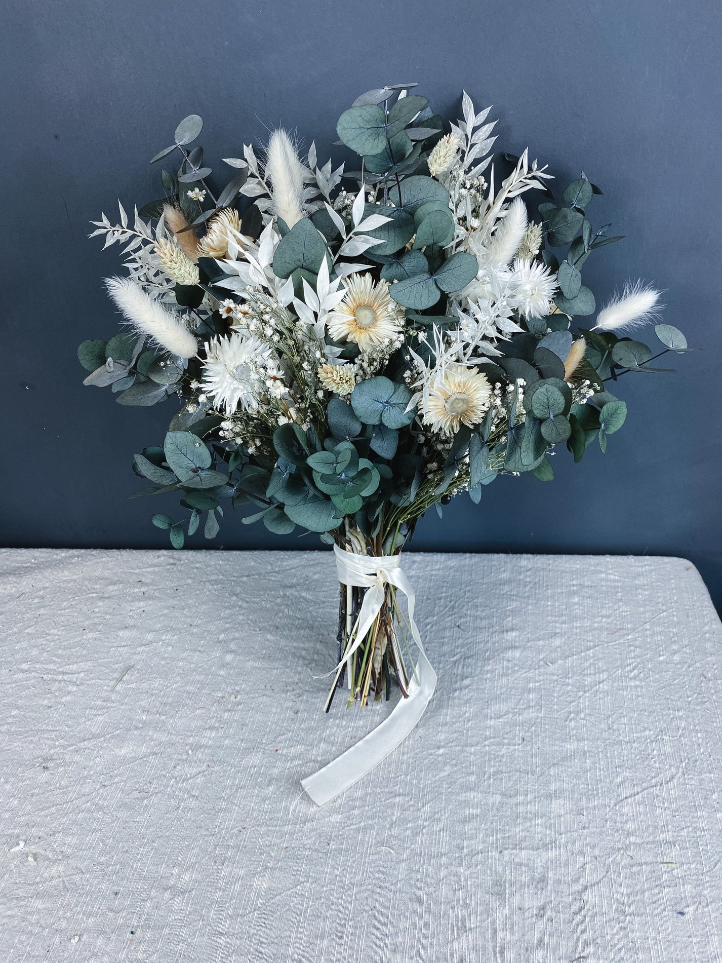 Hana dried flower bridal bouquet / Green & white / DRIED Flowers UK