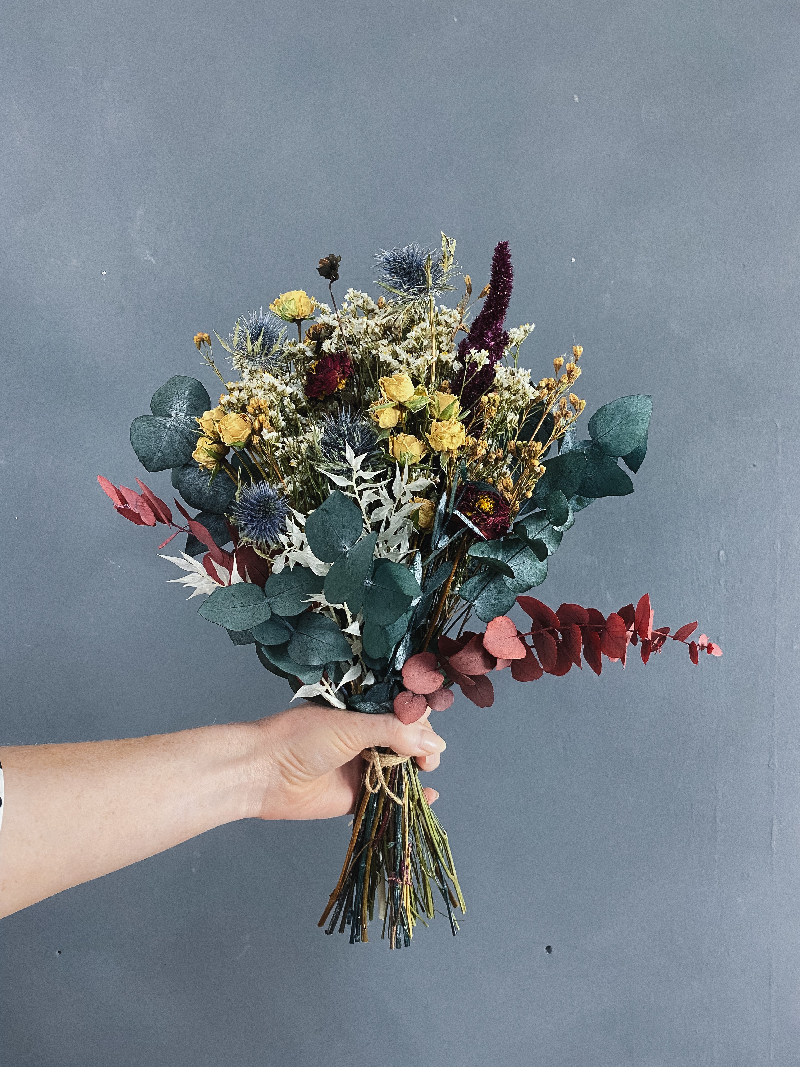 Harper dried flower bridesmaid bouquet – DRIED Flowers UK